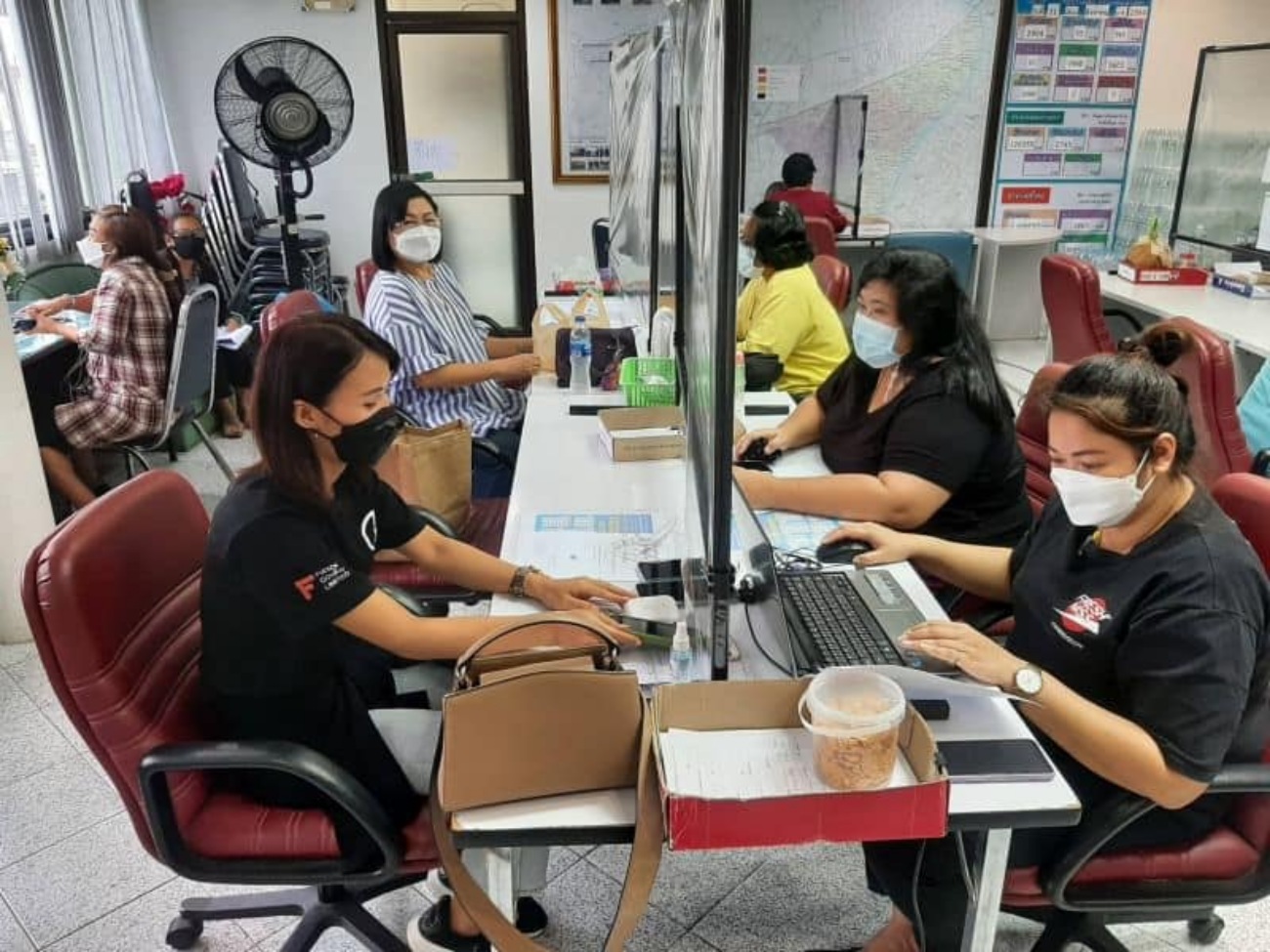 กทม.เผยเปิดฮอตไลน์โควิด 50 เขต 20 วันให้บริการผู้ป่วยแล้วเกือบ 6 หมื่น ...