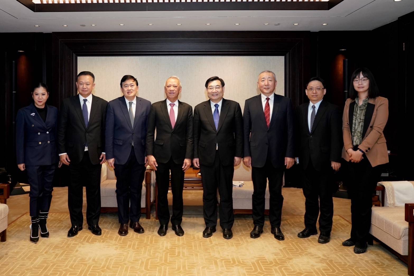 “รมว.พิพัฒน์” นำ ททท.หารือ Mr.HU รมว.ท่องเที่ยวจีน ร่วมหนุน 4 เรื่อง ...